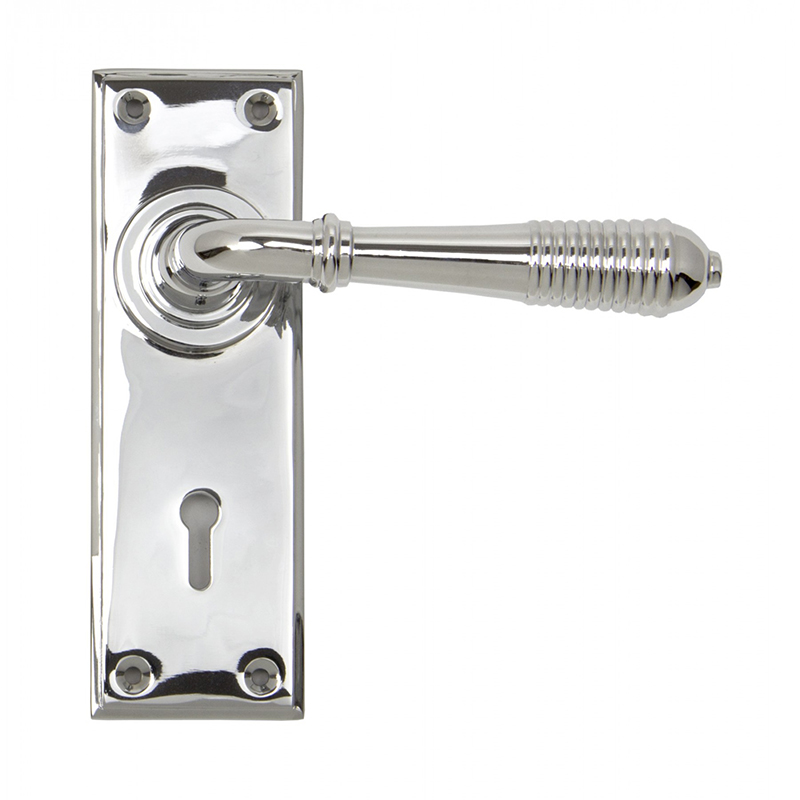 Reeded Slimline Lever Lock Set on Backplate - Aged Brass - Locks Doors ...